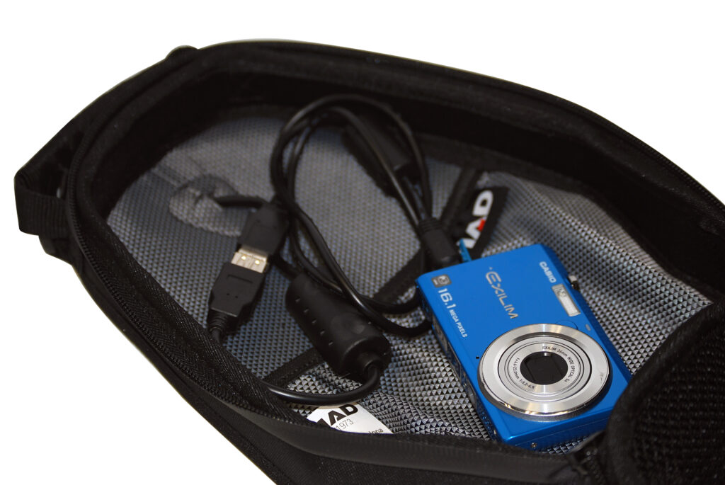 SEMIRIGID TANK BAG 3L W/B.TANK